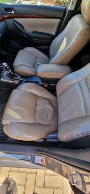 Pelēks Toyota Avensis 2004 Plungė, ar dzinēja tilpumu 1.79 L un nobraukumu 346 tūkst. km par 2250 €, foto 16 vietnē AUTOMOTO.COM.LV