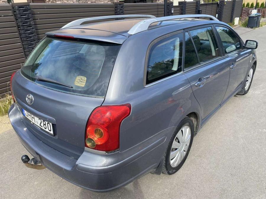Серый Тойота Авенсис 2004 в Вильнюс, объемом двигателя 1.76 л и пробегом 211 тыс. км за 1500 €, фото 9 на AUTOMOTO.COM.LV