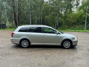 Pelēks Toyota Avensis 2004 Rīga, ar dzinēja tilpumu 2.00 L un nobraukumu 0 tūkst. km par 2399 €, foto 7 vietnē AUTOMOTO.COM.LV