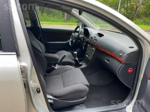 Pelēks Toyota Avensis 2004 Rīga, ar dzinēja tilpumu 2.00 L un nobraukumu 0 tūkst. km par 2399 €, foto 20 vietnē AUTOMOTO.COM.LV