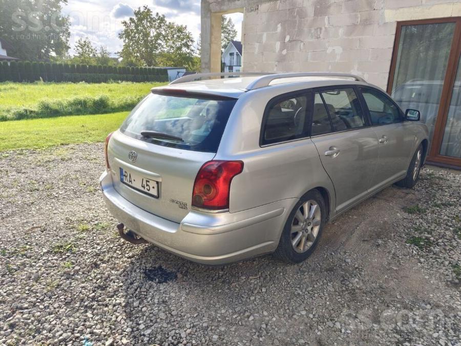 Серый Тойота Авенсис 2004 в Елгава, объемом двигателя 2.00 л и пробегом 453 тыс. км за 1600 €, фото 5 на AUTOMOTO.COM.LV