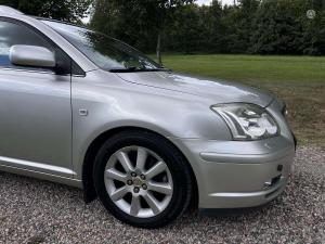 Grey Toyota Avensis 2004 in Alytus, with an engine capacity of 2.00 L and mileage of 301 thousand km for 2150 €, photo 6 on AUTOMOTO.COM.LV