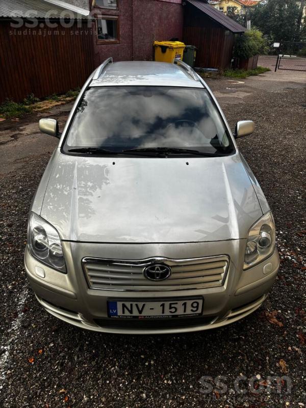 Pelēks Toyota Avensis 2004 Jūrmala, ar dzinēja tilpumu 1.80 L un nobraukumu 264 tūkst. km par 2900 €, foto 6 vietnē AUTOMOTO.COM.LV