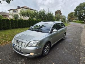 Pelēks Toyota Avensis 2004 Telšiai, ar dzinēja tilpumu 2.00 L un nobraukumu 340 tūkst. km par 1430 €, foto 3 vietnē AUTOMOTO.COM.LV