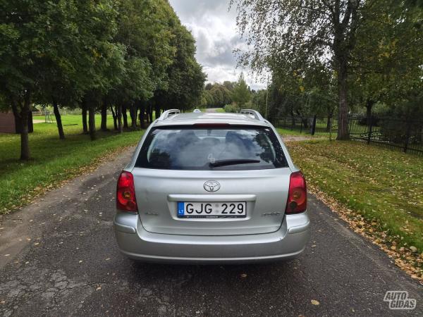 Pelēks Toyota Avensis 2004 Telšiai, ar dzinēja tilpumu 2.00 L un nobraukumu 340 tūkst. km par 1430 €, foto 8 vietnē AUTOMOTO.COM.LV