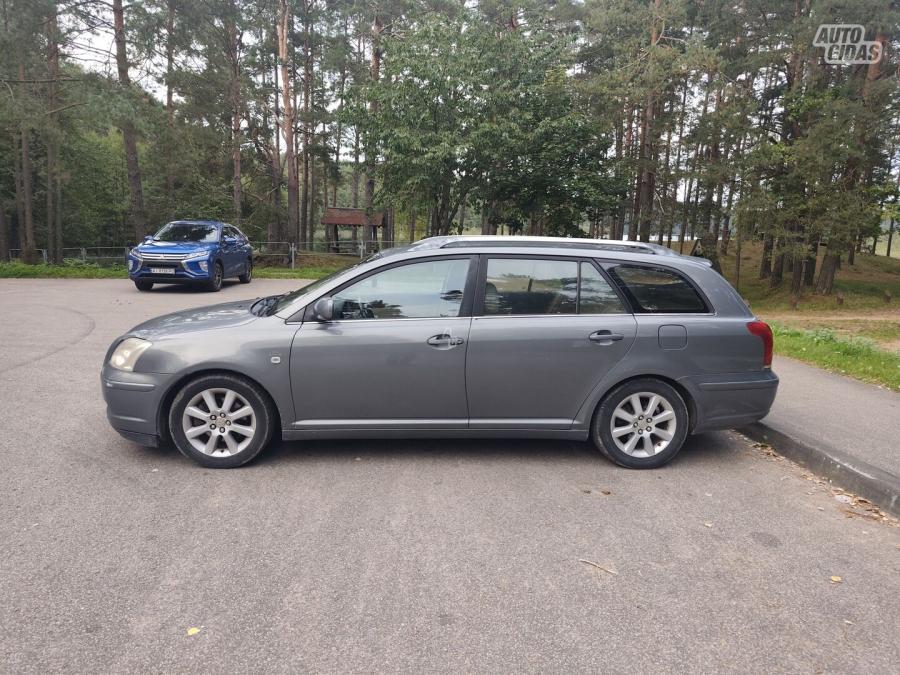 Серый Тойота Авенсис 2004 в Игналина, объемом двигателя 2.00 л и пробегом 363 тыс. км за 1550 €, фото 3 на AUTOMOTO.COM.LV