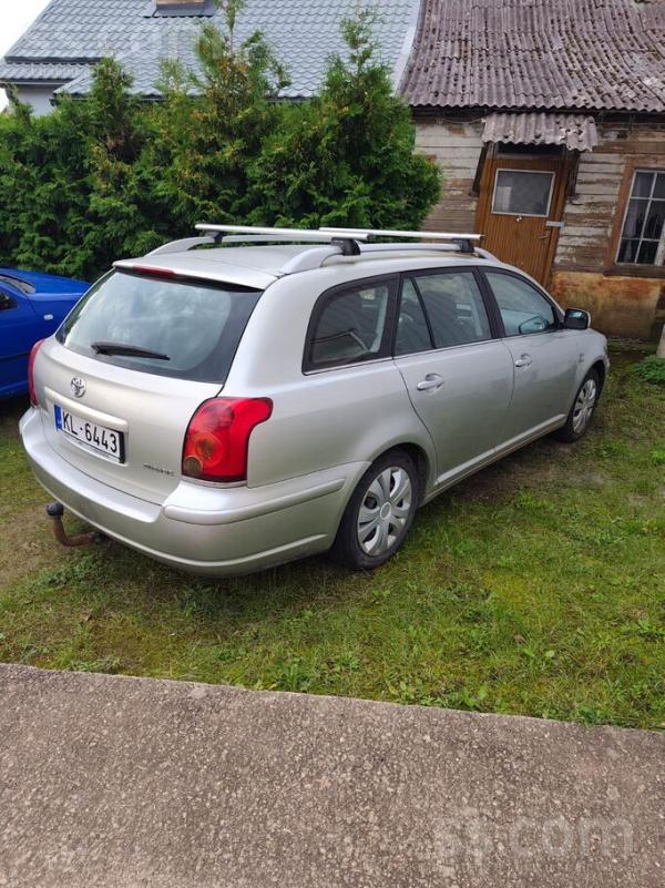 Pelēks Toyota Avensis 2004 Liepāja, ar dzinēja tilpumu 2.00 L un nobraukumu 340 tūkst. km par 1800 €, foto 5 vietnē AUTOMOTO.COM.LV