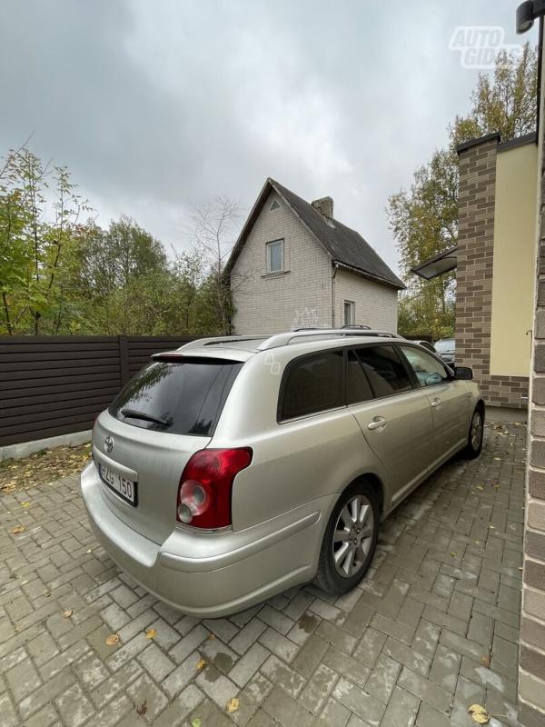 Toyota Avensis 2004 Viļņa vietnē Pelēks Toyota Avensis 2004 Viļņa, ar dzinēja tilpumu 2.00 L un nobraukumu 345 tūkst. km par 1200 €, foto 5 vietnē AUTOMOTO.COM.LV
