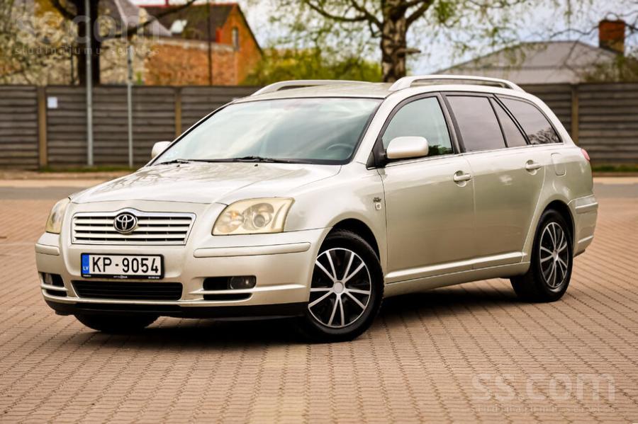 Pelēks Toyota Avensis 2005 Jelgava, ar dzinēja tilpumu 2.00 L un nobraukumu 0 tūkst. km par 4100 €, foto 1 vietnē AUTOMOTO.COM.LV