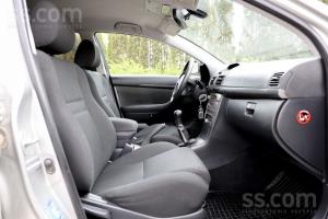 Pelēks Toyota Avensis 2005 Jelgava, ar dzinēja tilpumu 2.00 L un nobraukumu 0 tūkst. km par 4100 €, foto 13 vietnē AUTOMOTO.COM.LV