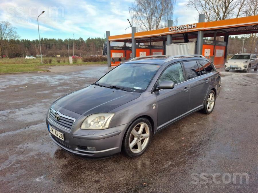 Grey Toyota Avensis 2005 in Riga, with an engine capacity of 2.20 L and mileage of 214 thousand km for 2180 €, photo 4 on AUTOMOTO.COM.LV