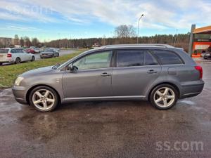 Grey Toyota Avensis 2005 in Riga, with an engine capacity of 2.20 L and mileage of 214 thousand km for 2180 €, photo 6 on AUTOMOTO.COM.LV