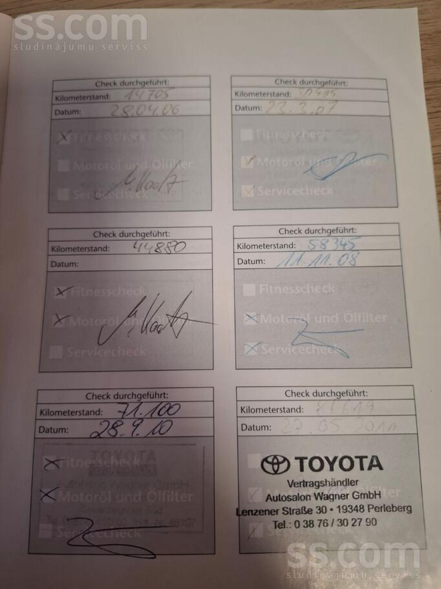 Grey Toyota Avensis 2005 in Riga, with an engine capacity of 2.20 L and mileage of 214 thousand km for 2180 €, photo 10 on AUTOMOTO.COM.LV