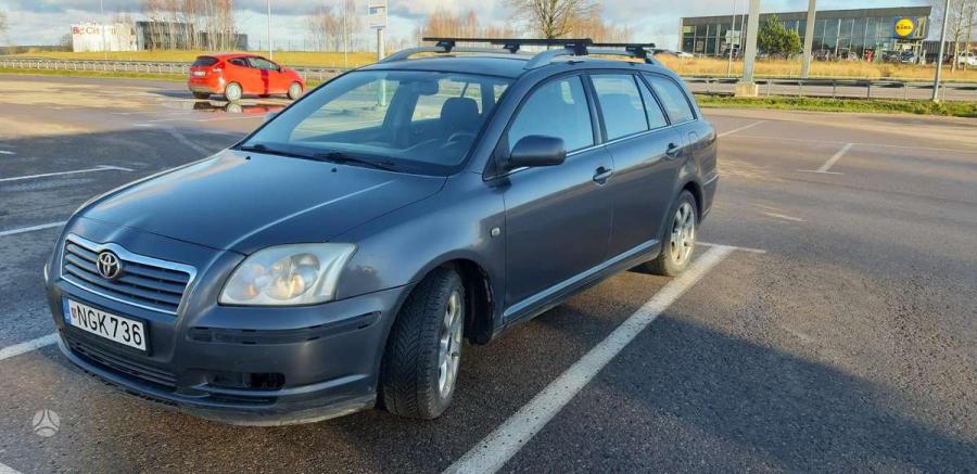 Pelēks Toyota Avensis 2005 Viļņa, ar dzinēja tilpumu 1.97 L un nobraukumu 440 tūkst. km par 1400 €, foto 3 vietnē AUTOMOTO.COM.LV