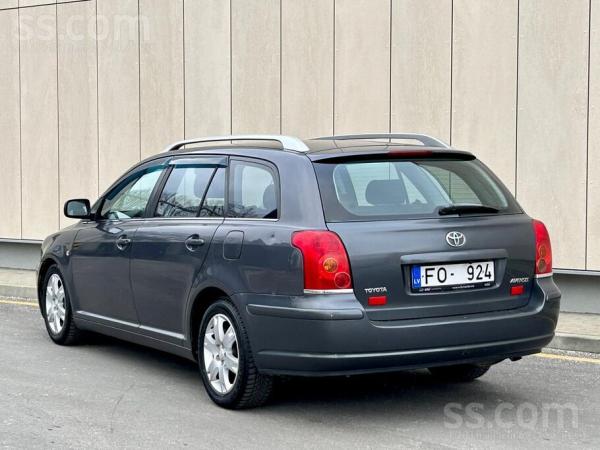 Pelēks Toyota Avensis 2005 Rīga, ar dzinēja tilpumu 2.00 L un nobraukumu 0 tūkst. km par 2650 €, foto 6 vietnē AUTOMOTO.COM.LV