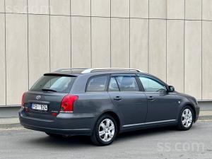 Pelēks Toyota Avensis 2005 Rīga, ar dzinēja tilpumu 2.00 L un nobraukumu 0 tūkst. km par 2650 €, foto 11 vietnē AUTOMOTO.COM.LV