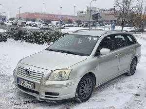 Grey Toyota Avensis 2005 in Vilnius, with an engine capacity of 1.79 L and mileage of 26 thousand km for 750 €, photo  on AUTOMOTO.COM.LV