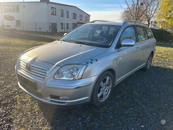 Pelēks Toyota Avensis 2005 Marijampole, ar dzinēja tilpumu 2.00 L un nobraukumu 240 tūkst. km par 1800 €, foto 1 vietnē AUTOMOTO.COM.LV
