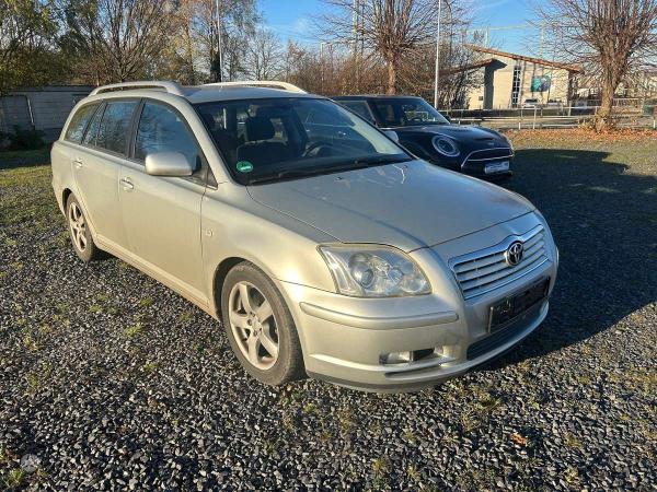 Pelēks Toyota Avensis 2005 Marijampole, ar dzinēja tilpumu 2.00 L un nobraukumu 240 tūkst. km par 1800 €, foto 3 vietnē AUTOMOTO.COM.LV