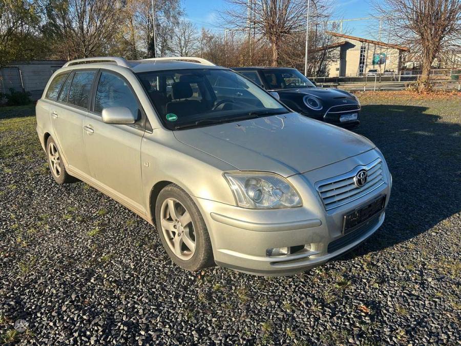 Grey Toyota Avensis 2005 in Marijampole, with an engine capacity of 2.00 L and mileage of 240 thousand km for 1800 €, photo 3 on AUTOMOTO.COM.LV