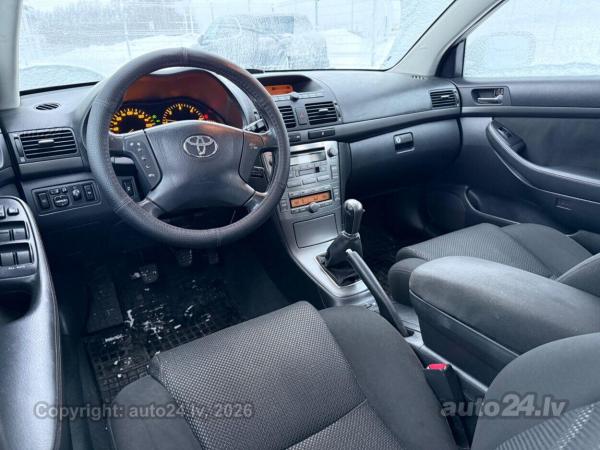 Grey Toyota Avensis 2005 in Tallinn, with an engine capacity of 2.00 L and mileage of 308 thousand km for 890 €, photo 6 on AUTOMOTO.COM.LV