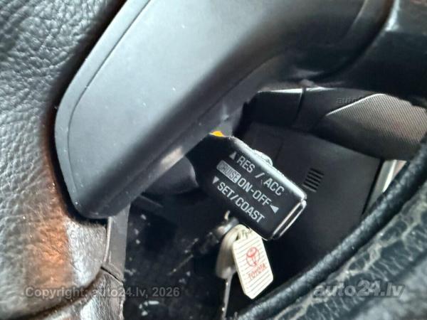 Серый Тойота Авенсис 2005 в Таллин, объемом двигателя 2.00 л и пробегом 308 тыс. км за 890 €, фото 11 на AUTOMOTO.COM.LV