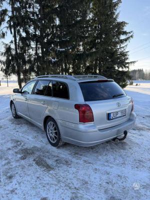 Pelēks Toyota Avensis 2005 Pasvalys, ar dzinēja tilpumu 2.00 L un nobraukumu 297 tūkst. km par 900 €, foto 4 vietnē AUTOMOTO.COM.LV