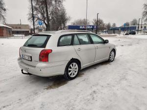 Grey Toyota Avensis 2005 in Alytus, with an engine capacity of 2.00 L and mileage of 444 thousand km for 1300 €, photo 4 on AUTOMOTO.COM.LV