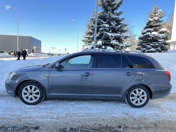 Grey Toyota Avensis 2005 in Vilnius, with an engine capacity of 2.23 L and mileage of 329 thousand km for 1300 €, photo 5 on AUTOMOTO.COM.LV