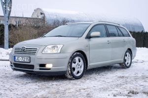 Grey Toyota Avensis 2005 in Jelgava, with an engine capacity of 2.00 L and mileage of 325 thousand km for 2190 €, photo 3 on AUTOMOTO.COM.LV