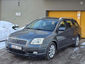 Pelēks Toyota Avensis 2005 Viļņa, ar dzinēja tilpumu 2.23 L un nobraukumu 310 tūkst. km par 1650 €, foto  vietnē AUTOMOTO.COM.LV