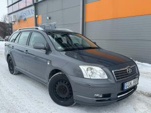 Pelēks Toyota Avensis 2005 Panevēža, ar dzinēja tilpumu 2.00 L un nobraukumu 400 tūkst. km par 1450 €, foto  vietnē AUTOMOTO.COM.LV