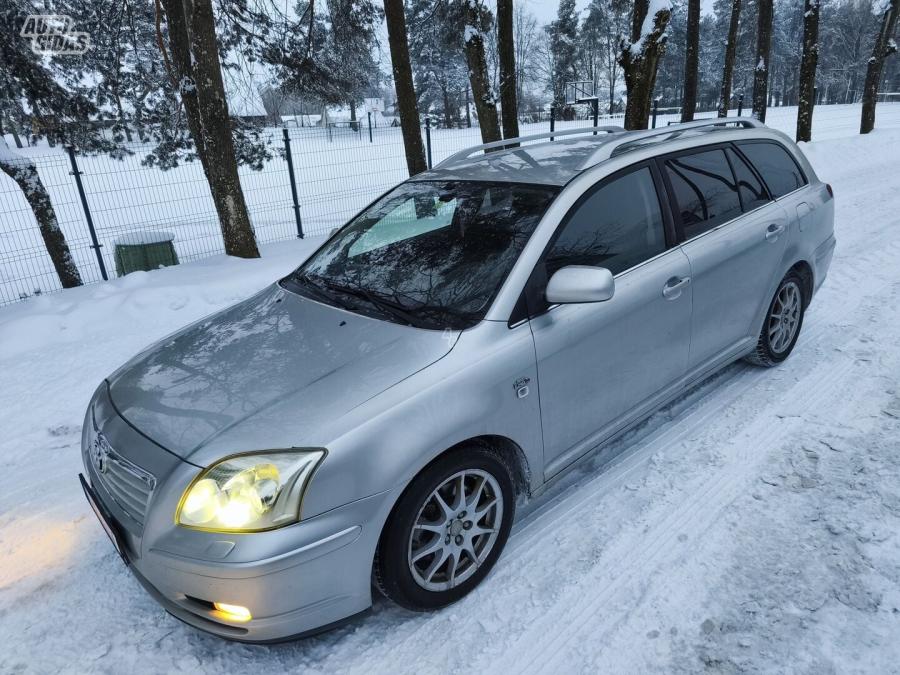 Серый Тойота Авенсис 2005 в Таураге, объемом двигателя 2.00 л и пробегом 296 тыс. км за 1680 €, фото 1 на AUTOMOTO.COM.LV