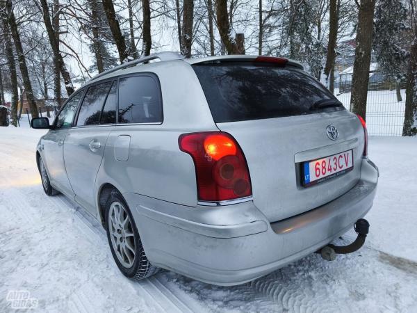 Grey Toyota Avensis 2005 in Taurage, with an engine capacity of 2.00 L and mileage of 296 thousand km for 1680 €, photo 3 on AUTOMOTO.COM.LV