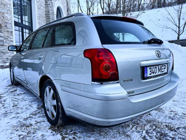 Pelēks Toyota Avensis 2005 Tallina, ar dzinēja tilpumu 1.80 L un nobraukumu 298 tūkst. km par 1999 €, foto 4 vietnē AUTOMOTO.COM.LV