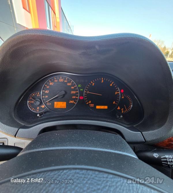 Pelēks Toyota Avensis 2005 Tallina, ar dzinēja tilpumu 2.20 L un nobraukumu 212 tūkst. km par 3199 €, foto 11 vietnē AUTOMOTO.COM.LV