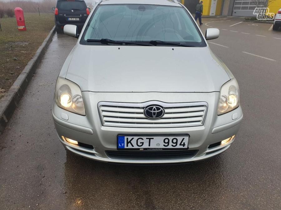 Pelēks Toyota Avensis 2005 Šauļi, ar dzinēja tilpumu 2.00 L un nobraukumu 423 tūkst. km par 1100 €, foto 5 vietnē AUTOMOTO.COM.LV