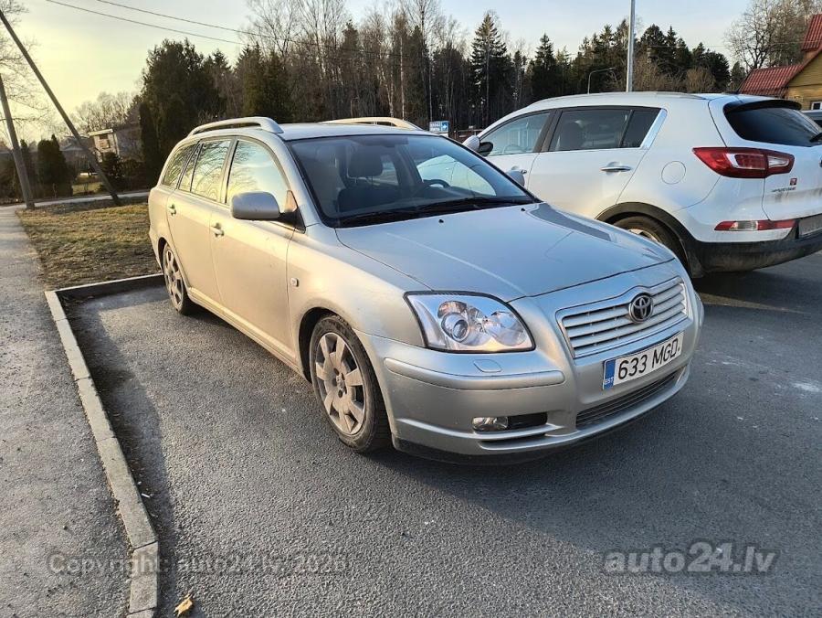 Pelēks Toyota Avensis 2005 Tallina, ar dzinēja tilpumu 1.80 L un nobraukumu 314 tūkst. km par 1300 €, foto 1 vietnē AUTOMOTO.COM.LV