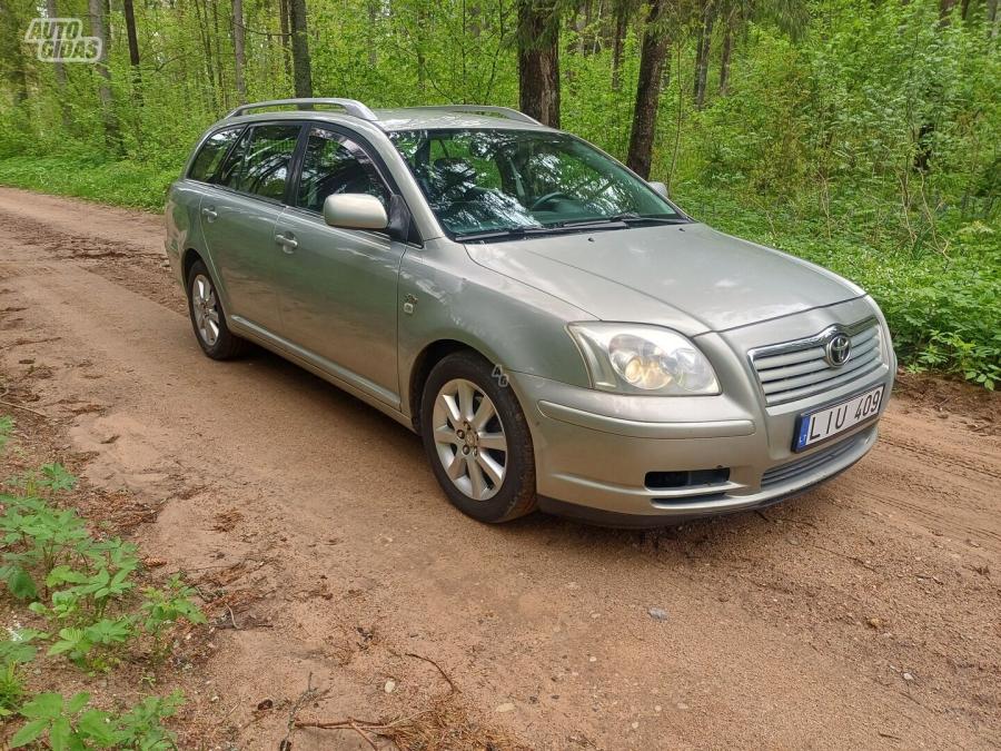 Pelēks Toyota Avensis 2005 Viļņa, ar dzinēja tilpumu 2.00 L un nobraukumu 379 tūkst. km par 1750 €, foto 5 vietnē AUTOMOTO.COM.LV