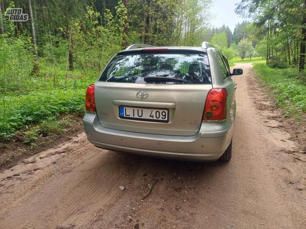 Grey Toyota Avensis 2005 in Vilnius, with an engine capacity of 2.00 L and mileage of 379 thousand km for 1750 €, photo 7 on AUTOMOTO.COM.LV