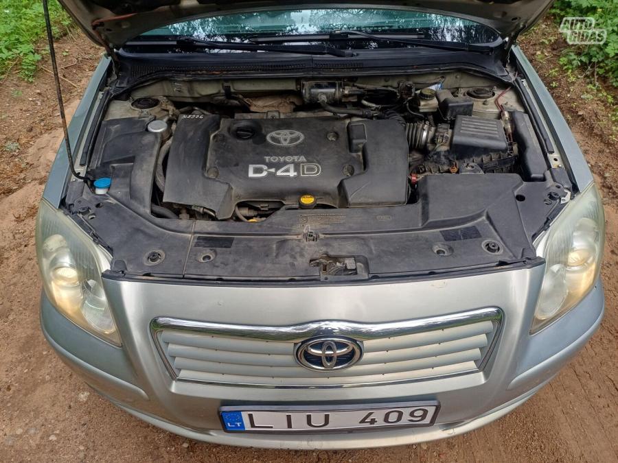Pelēks Toyota Avensis 2005 Viļņa, ar dzinēja tilpumu 2.00 L un nobraukumu 379 tūkst. km par 1750 €, foto 20 vietnē AUTOMOTO.COM.LV