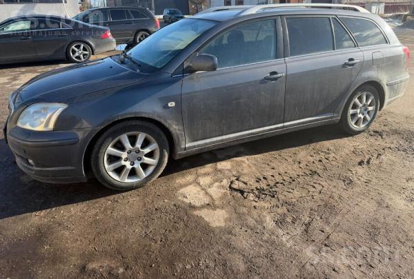 Pelēks Toyota Avensis 2005 Rīga, ar dzinēja tilpumu 2.20 L un nobraukumu 381 tūkst. km par 600 €, foto 5 vietnē AUTOMOTO.COM.LV