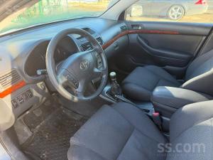 Pelēks Toyota Avensis 2005 Rīga, ar dzinēja tilpumu 2.20 L un nobraukumu 381 tūkst. km par 600 €, foto 7 vietnē AUTOMOTO.COM.LV