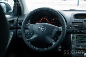 Grey Toyota Avensis 2005 in Jelgava, with an engine capacity of 2.00 L and mileage of 325 thousand km for 1800 €, photo 11 on AUTOMOTO.COM.LV