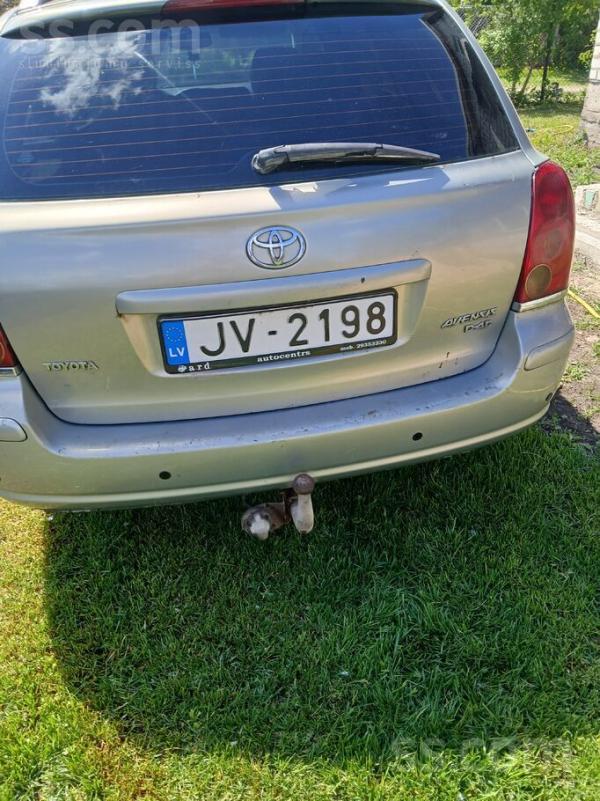 Grey Toyota Avensis 2005 in Riga, with an engine capacity of 2.00 L and mileage of 0 thousand km for 900 €, photo 4 on AUTOMOTO.COM.LV