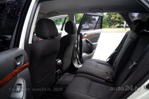Серый Тойота Авенсис 2005 в Таллин, объемом двигателя 2.00 л и пробегом 250 тыс. км за 2099 €, фото 5 на AUTOMOTO.COM.LV