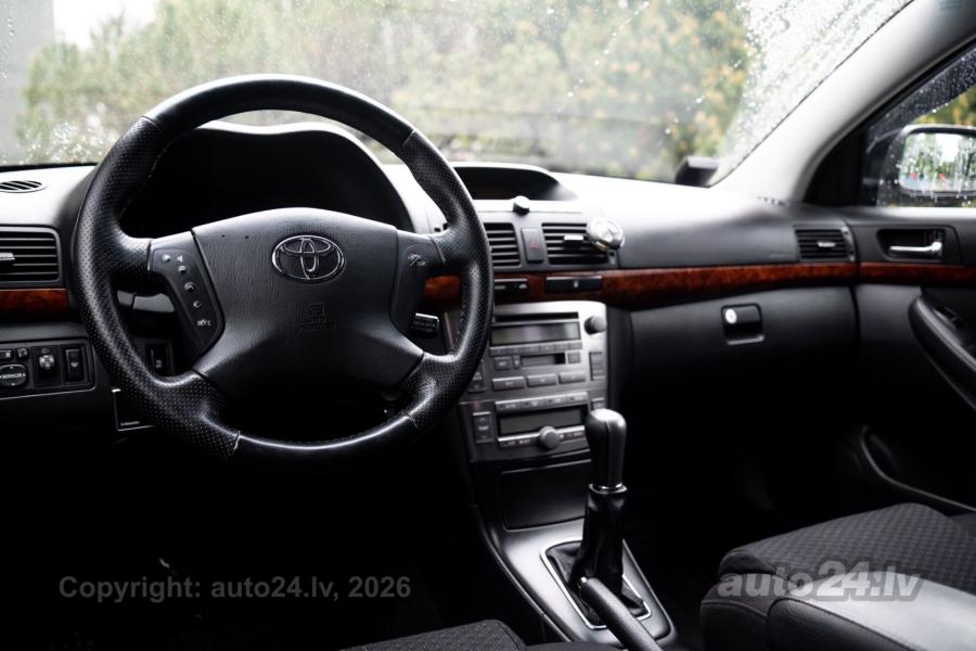Серый Тойота Авенсис 2005 в Таллин, объемом двигателя 2.00 л и пробегом 250 тыс. км за 2099 €, фото 7 на AUTOMOTO.COM.LV