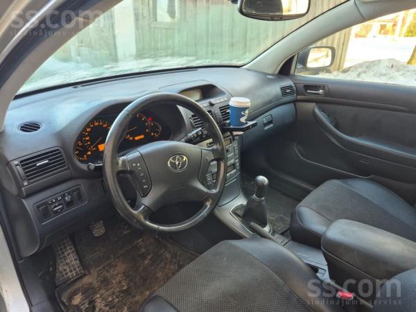 Pelēks Toyota Avensis 2005 Ogre, ar dzinēja tilpumu 1.80 L un nobraukumu 265 tūkst. km par 1775 €, foto 8 vietnē AUTOMOTO.COM.LV