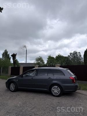 Pelēks Toyota Avensis 2005 Preiļi, ar dzinēja tilpumu 2.20 L un nobraukumu 229 tūkst. km par 1850 €, foto 10 vietnē AUTOMOTO.COM.LV