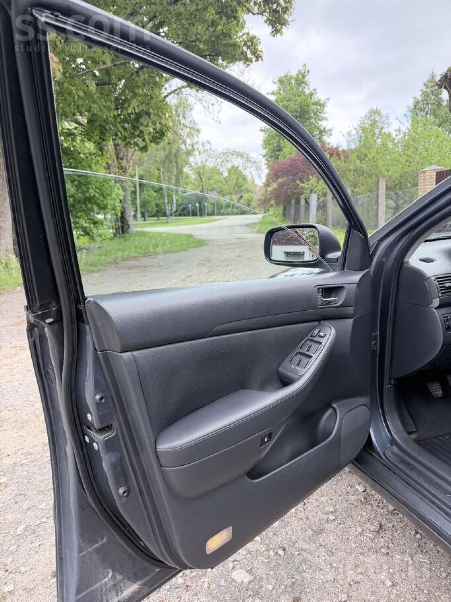 Pelēks Toyota Avensis 2005 Preiļi, ar dzinēja tilpumu 2.20 L un nobraukumu 229 tūkst. km par 1850 €, foto 14 vietnē AUTOMOTO.COM.LV